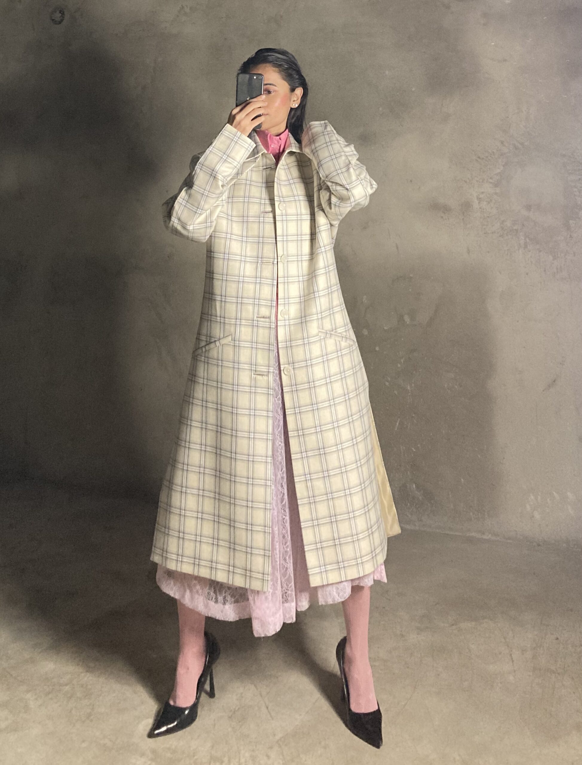 Sea Shell Checkered Trenchcoat - THE ROK